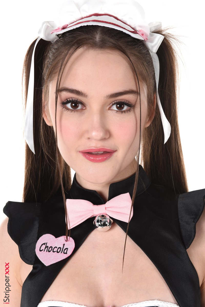 Sonya Blaze Showing Off Virtual Girls Hd